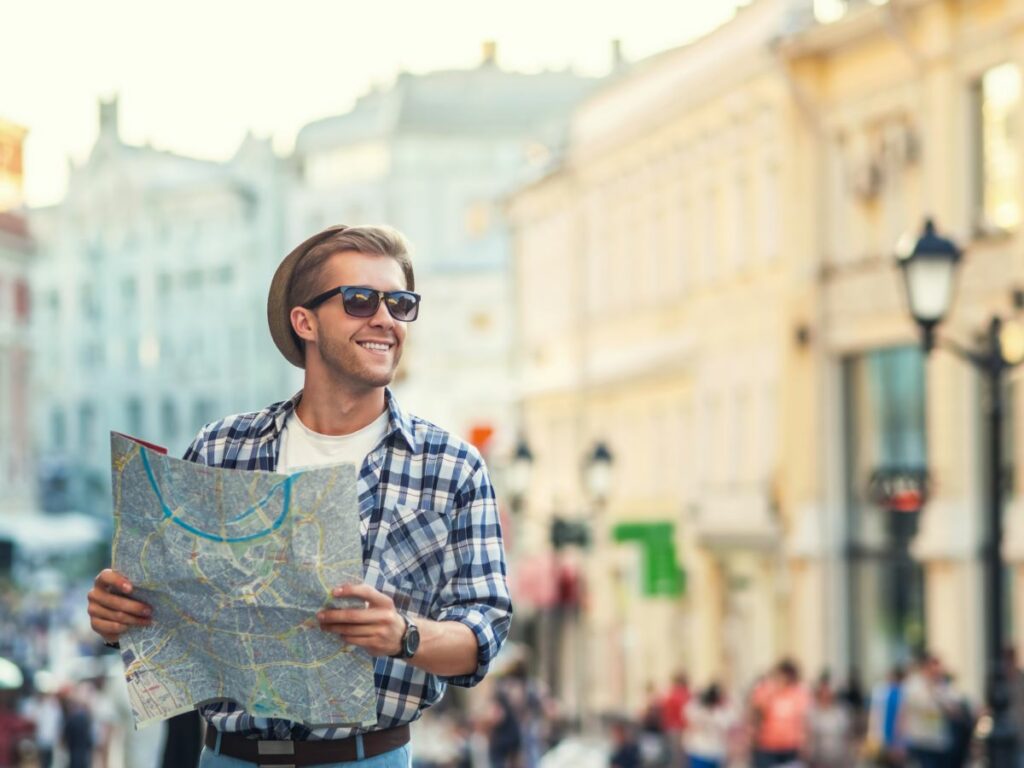 Comment devenir un influenceur voyage et lancer votre carrière de ...